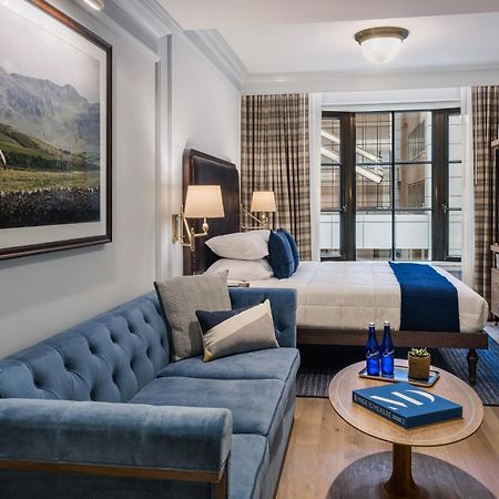 Merrion Row Hotel And Public House New York: 4 star Hotel with a ...